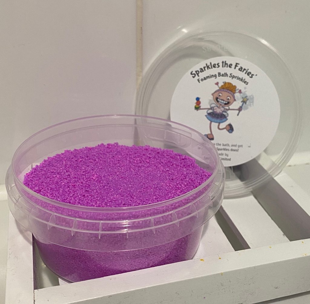 210ml x 118od Plastic round tamper evident containers